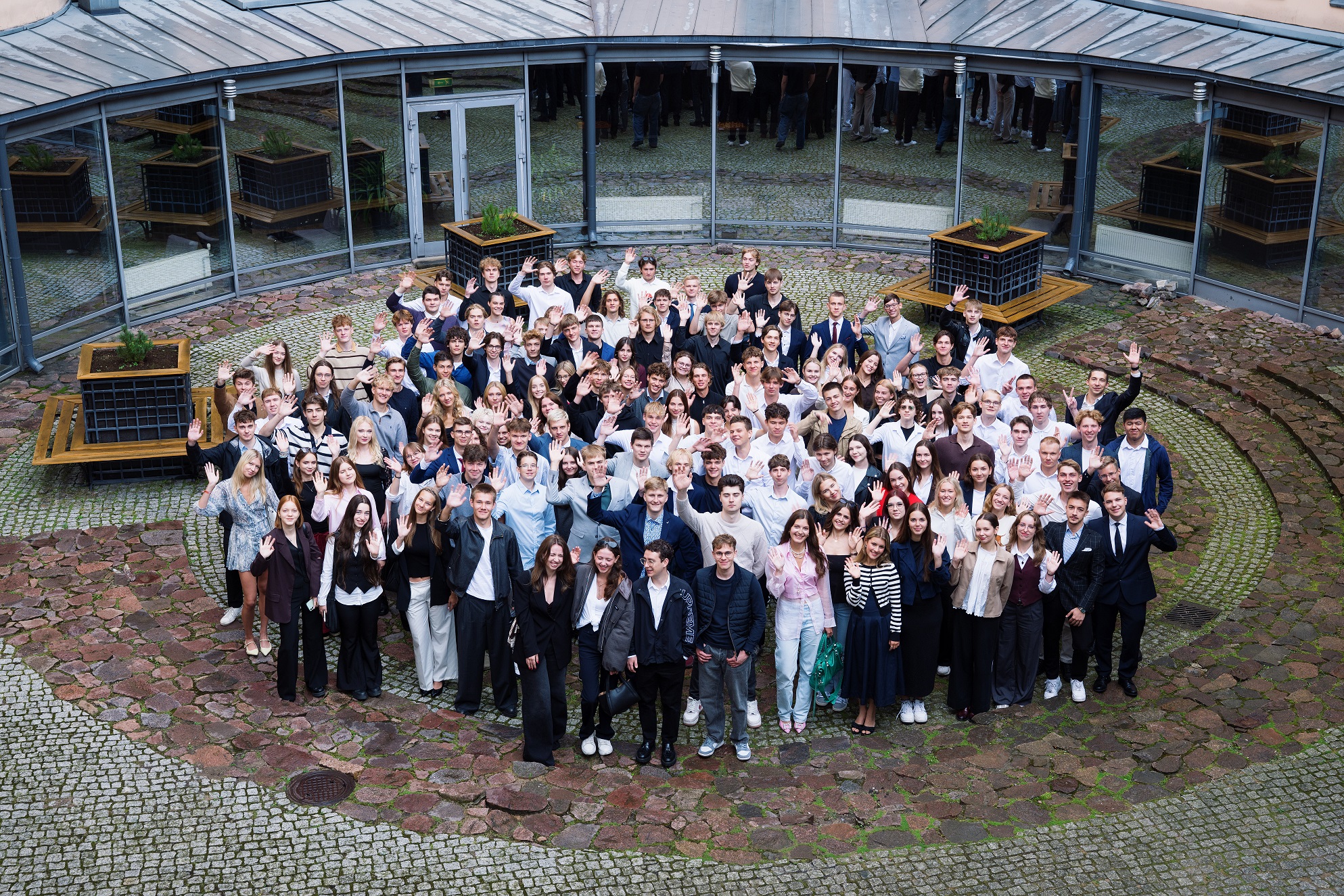 The SSE Riga community welcomes the Bachelor Class of 2028 | Stockholm ...
