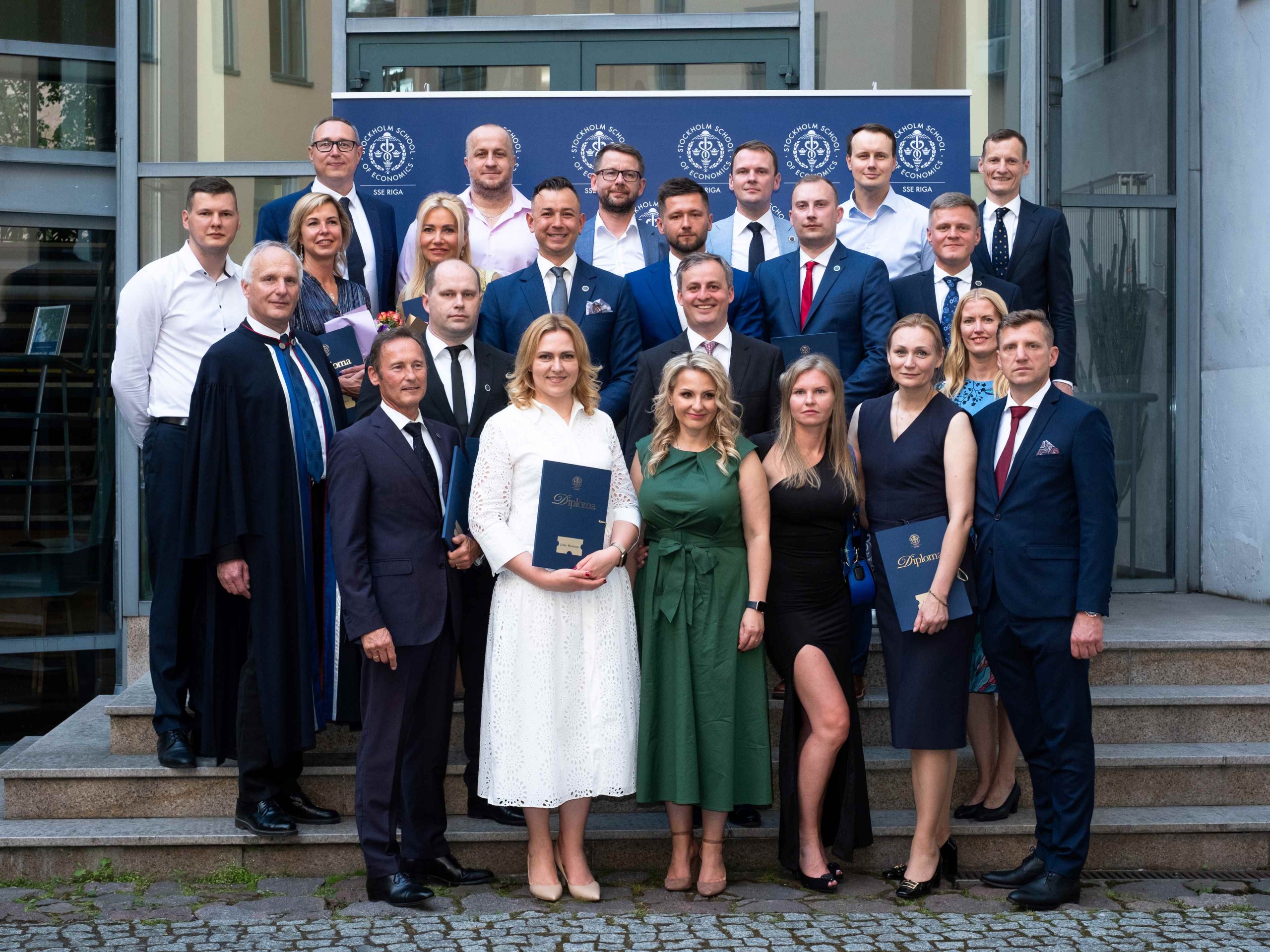 SSE Riga celebrates graduation of Executive MBA students | Stockholm ...